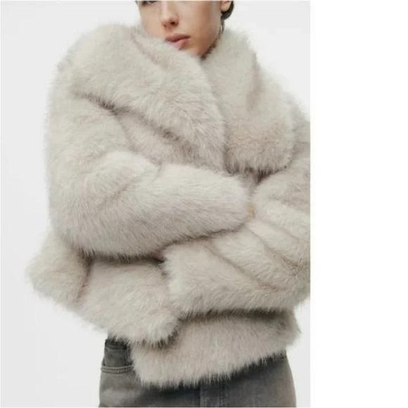 Zara | Jackets & Coats | Zara Short Faux Fur Jacket | Poshmark